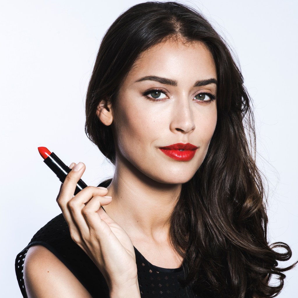 Un simple Rouge à Lèvres pour colorer cette rentrée ! - myIEVA